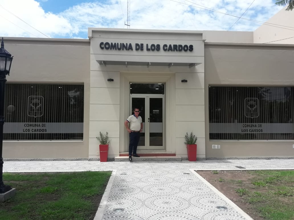 Renovación del edificio comunal Los Cardos